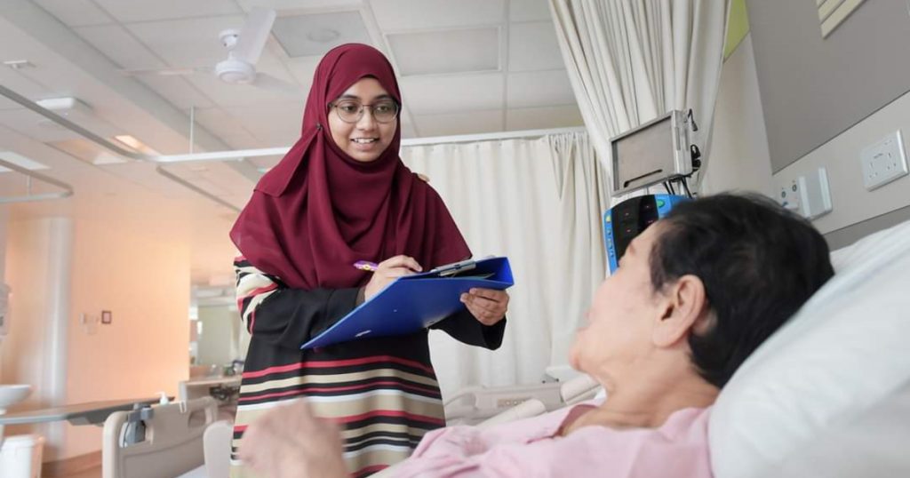 tudung-Muslim-nurse-hospital-lee-hsien-loong-2-1024×538 – MAT Health Clinic